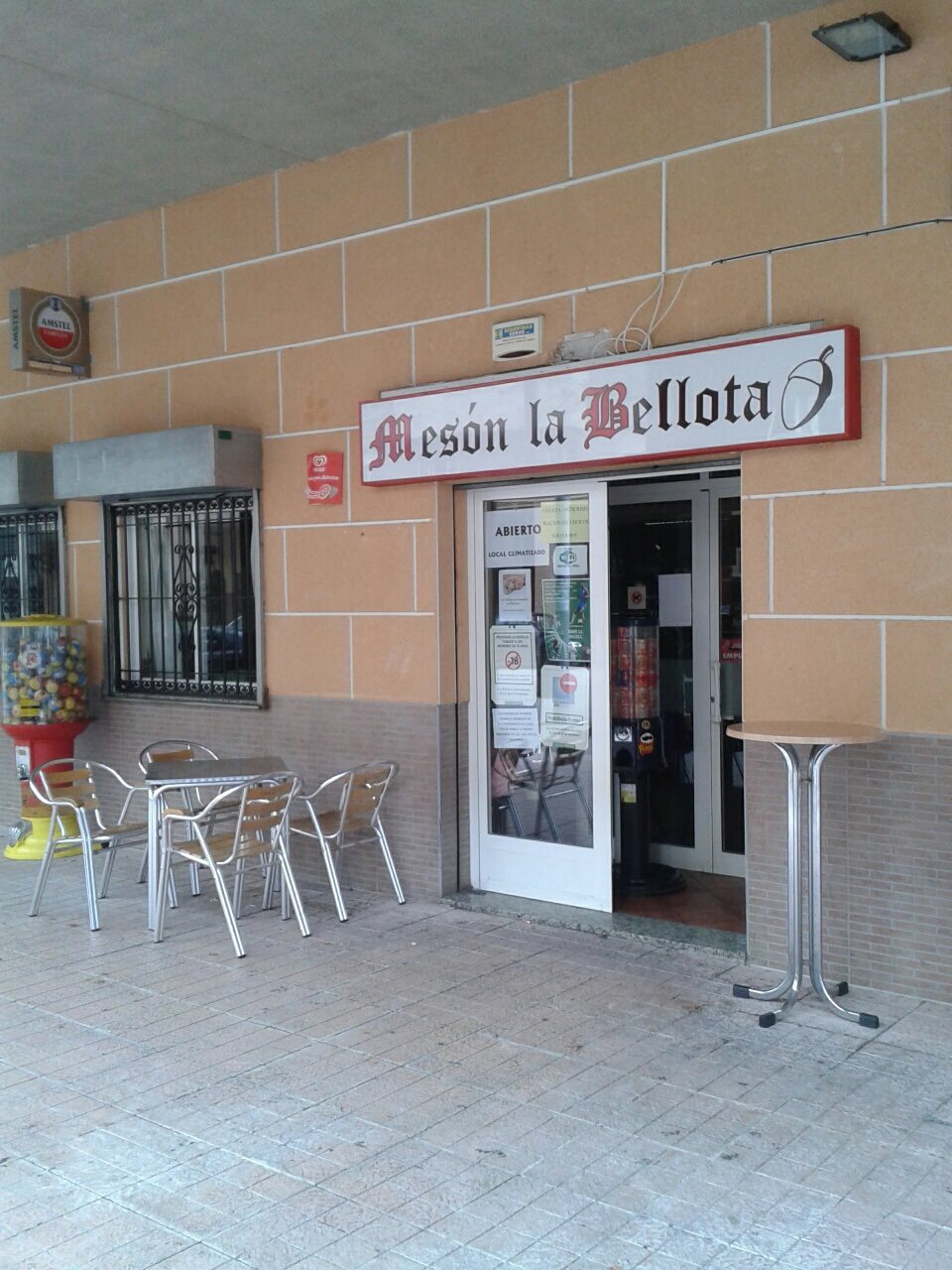 ESPAÑA MESÓN CÁCERES LA BELLOTA | Spain Gives Life